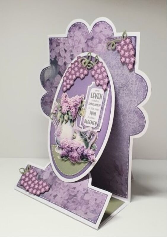 CDEST024 Stencil - Card Deco Essentials - Lovely Lilacs 1 Knutselkraam.com
